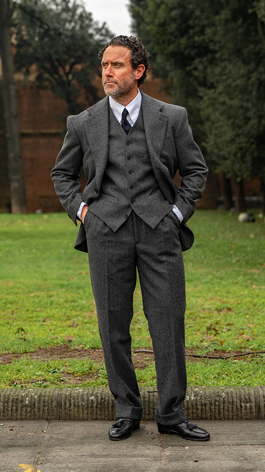 PITTI UOMO DAY 2 – STREET SHOTS AND A JAPANESE DESIGNER'S DEBUT - MR ...